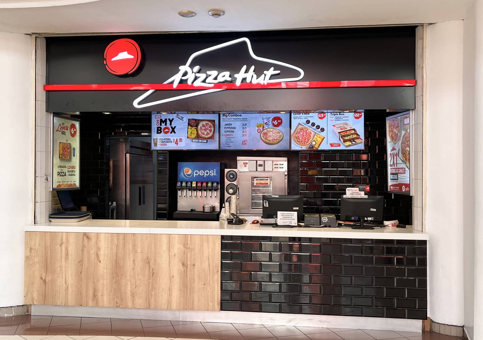 PIZZA HUT – Centro Comercial El Recreo