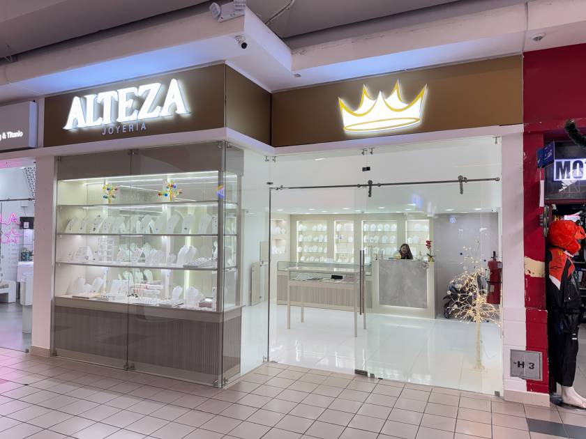 ALTEZA – Centro Comercial El Recreo